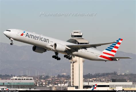 N718an American Airlines Boeing 777 323er Photo By Subing27 Id