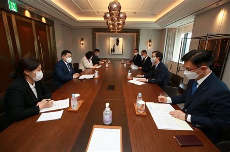 Ерөнхий сайд Л Оюун Эрдэнэ БНСУ ын ЭКСИМ банкны ерөнхийлөгч Бан Мүн Гютай уулзав