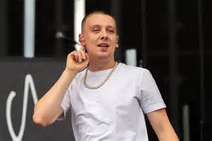 Aitchs Real Name Career And Amelia Dimoldenberg Connection Explained As He Appears On Im A