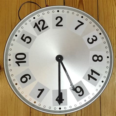 jumbled clock