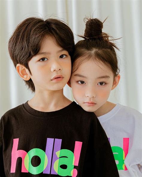 키즈모델 강혜린🍑mom On Instagram 핸드폰이 항상 꺼져있는 담이ㅋㅋ 혜린이가 가끔 전화했다가 짜증냄 ㅋㅋ 또또꺼져있어 전원좀켜주겠니 ㅋㅋㅋ