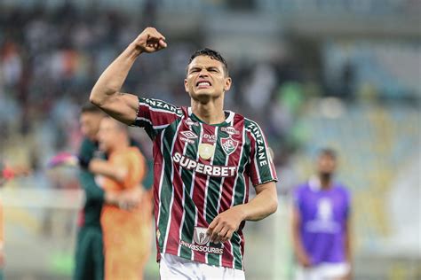 Lateral Do Fluminense Fala Sobre Thiago Silva Um Cara Muito Vencedor