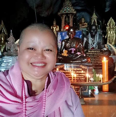 ไปสวดมนต์กลางทะเลอันดามัน เกาะแก้วพิสดาร จ ภูเก็ต สาธุ คิมแสงทองไปคนเดียว คลื่นใหญ่แค่ไหนก็แพ้