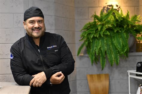 dr juan tomás peña el arquitecto de sonrisas