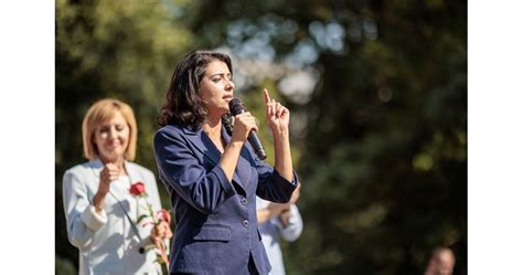 Ваня Григорова Искаме справедливост за работещите хора които мъкнат държавата на гърба си