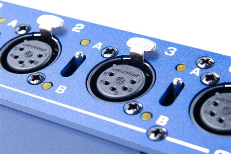 Proplex Opto Splitter 2x8 Rackmount — Proplex