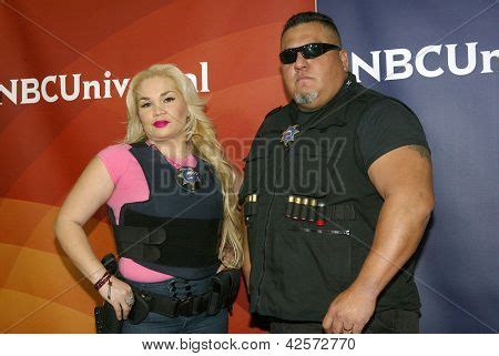Fugitivos De La Ley Los Angeles Images Illustrations And Vectors Free