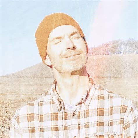 Mike Hamar Sunking Photography • Threads Say More