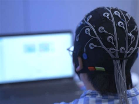 未来已来！用“机械手”实现“意念”喝水！江苏省人民医院“脑机接口”让科幻走进现实