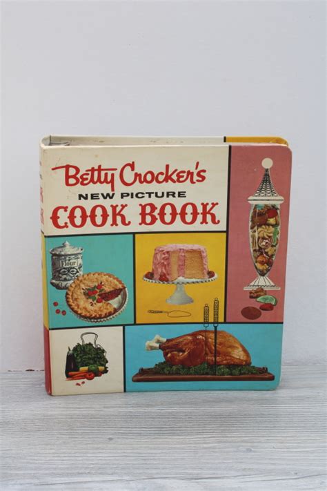Mid Century Mod Vintage Betty Crockers New Picture Cook Book 1961 Fifth