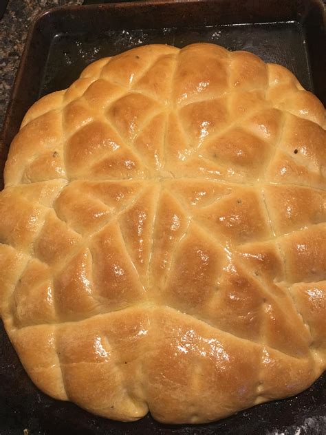 Hmbasha Eritrean Bread Flavored With Cardamom Pods I Work At A Shelter For Refugees So Im