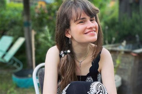 German Singer Cassandra Mae Spittmann Serenades Internet With Bhajan