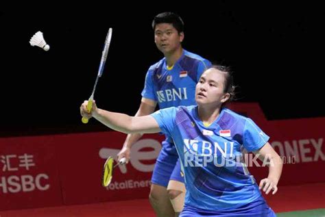 Jonathan Christie Ditantang Ng Tse Yong Halaman 1