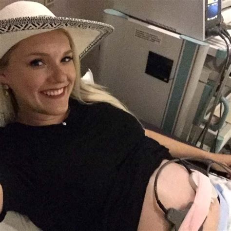 Weeks Pregnant With Twins Pregnancy A Slice Of Style