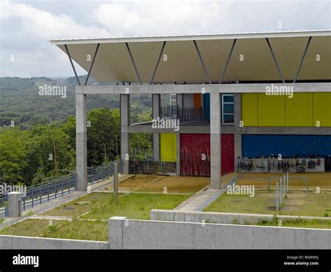 Minami Yamashiro Primary School Kyoto Japan Rogers Stirk Harbour