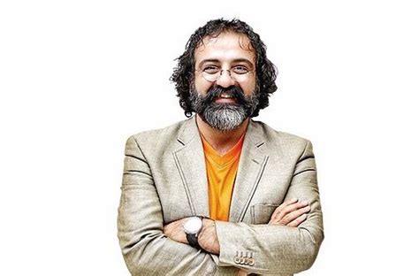 آقای بازیگر دستفروش بودم و تخم مرغ میفروختم