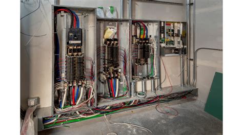 Why Would A Neutral Wire Be Hot Conquerall Electrical Ltd