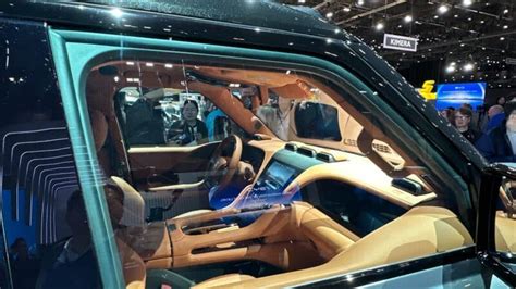 Byds Yangwang U8 Water Floating Suv Debuts In Europe