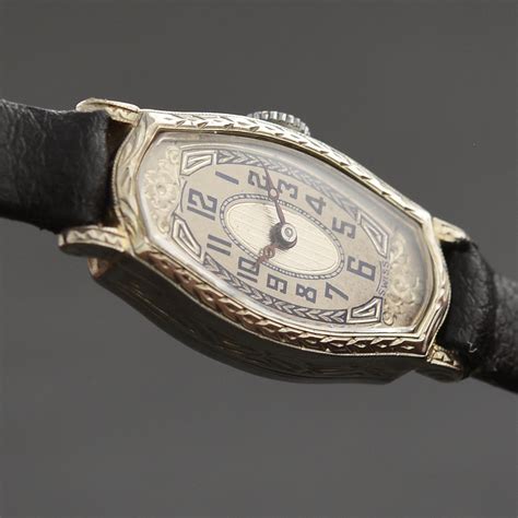 20s Goering Ladies Art Deco 14k Gold Watch Empressissi