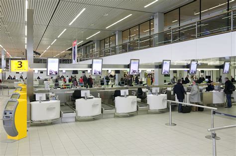 Checkin Counters Intos