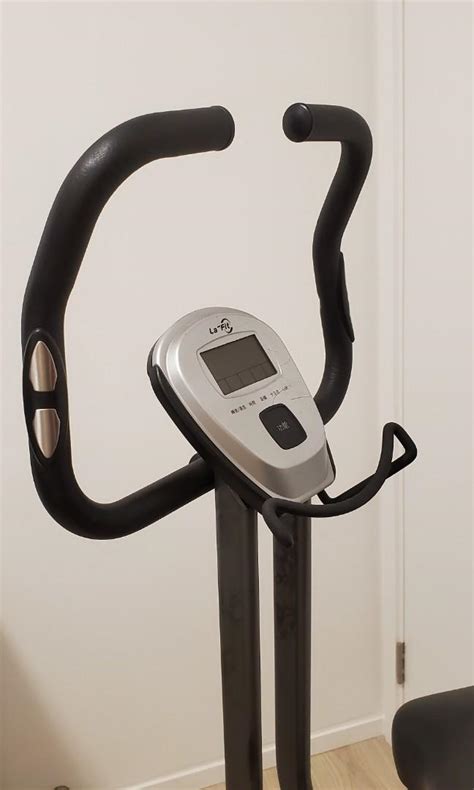 Exercise Bike 健身單車 Panel Working Heart Rate Detection Does Not Work 運動產品 運動與健身 運動與健身 有氧