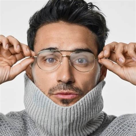 A Guide For First Time Glasses Wearers