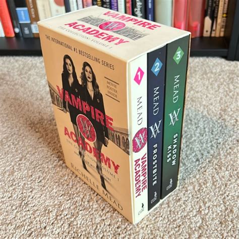 Vampire Academy Collection By Richelle Mead Paperback Pangobooks