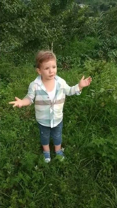 ლექსს კითხულობს პატარა Youtube