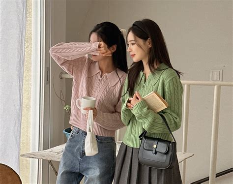 리리앤코 로에븐 반집업 카라 세미크롭 꽈배기 니트 신상 룩 겨울룩 데일리룩 출근룩 오피스룩 하객룩 러블리룩 캐주얼룩 캠퍼스룩