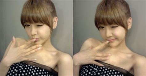 티아라 소연 쇄골 노출 깜찍 윙크 팔색조 매력