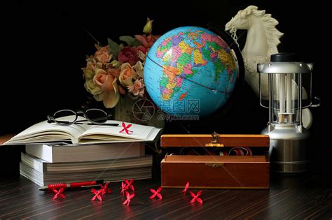 探索旅行和书籍高清图片下载 正版图片507164519 摄图网