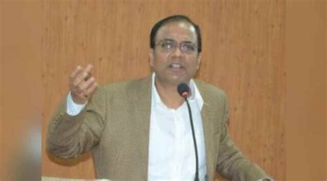 Covid Jumbo Centres Scam Ias Officer Sanjeev Jaiswal Appears Before Ed