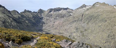 Turismo Activo Por PICO ALMANZOR M DaniTGuia