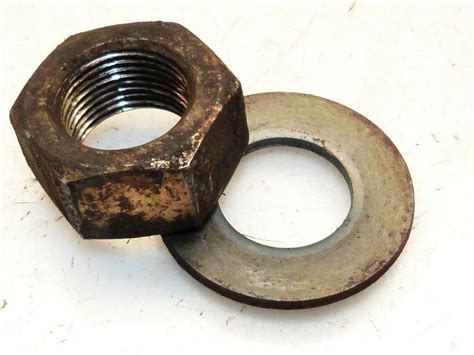 Cub Cadet 1440 Tractor Briggs Stratton 294447 14hp Engine Flywheel Nut