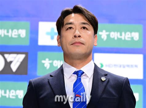 Md포토 배성재 최선을 다해 이번 시즌을