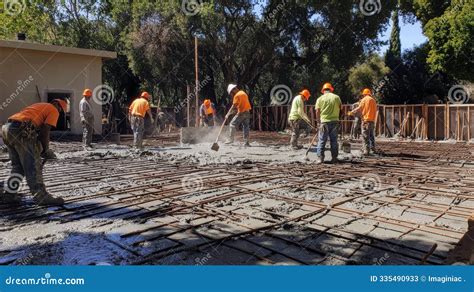Construction Workers Pouring Concrete On A Rebar Grid Stock Illustration Illustration Of House