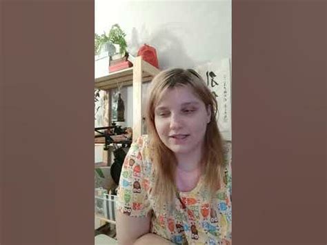 УФ лампа для птиц #birds #shorts #птицы #parrot - YouTube