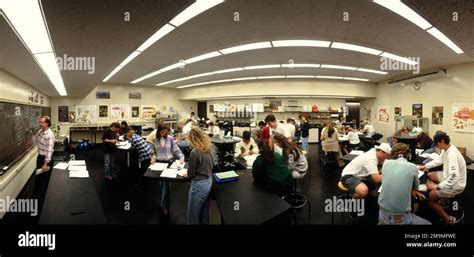 College Students In A Physics Class Trinity College Hartford
