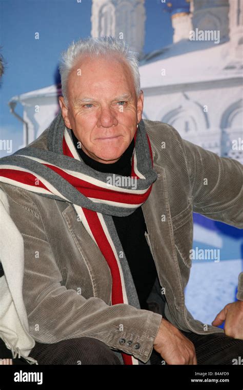 Mcdowell Malcolm 13 6 1943 British Actor Half Length Photo Call