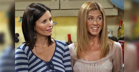 Jennifer Aniston Once Shut Trolls Over Not Wearing A Bra And Showing N