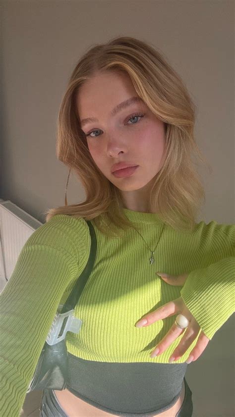 Pdm Clara On Ig Hair Styles Hair Cuts Blonde Girl