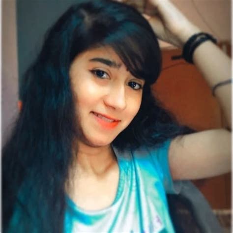 Ismita Singh 😎 Teenasingh2913 • Threads Say More