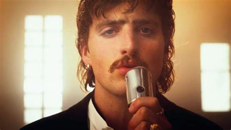 Momma Song Lyrics Benson Boone