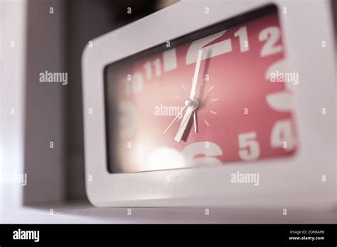 7 Oclock Hi Res Stock Photography And Images Alamy