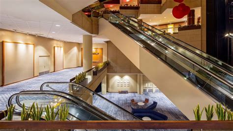 Hyatt Regency Crystal City Dca With Parking And Shuttle