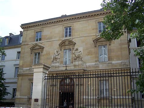 École Normale Supérieure Paris Fransa Tripomatic