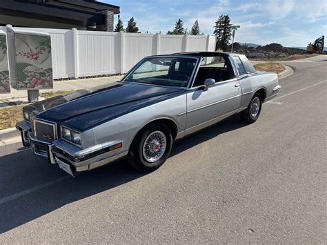 1981 Pontiac Grand Prix T Top Broughham V8 One Owner Low Kms Cars