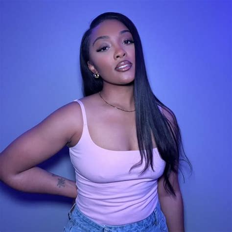 Alexys Small Lexbae On Threads