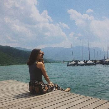 Penelope Frego Feet Aznudefeet