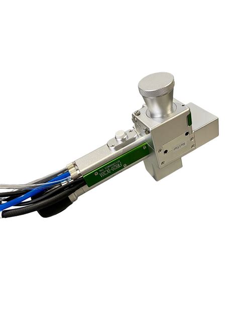 Аппарат лазерной очистки Lcm Pro Raycus 3000w Relfar купить по цене 1029000 ☛ Доставка по всей